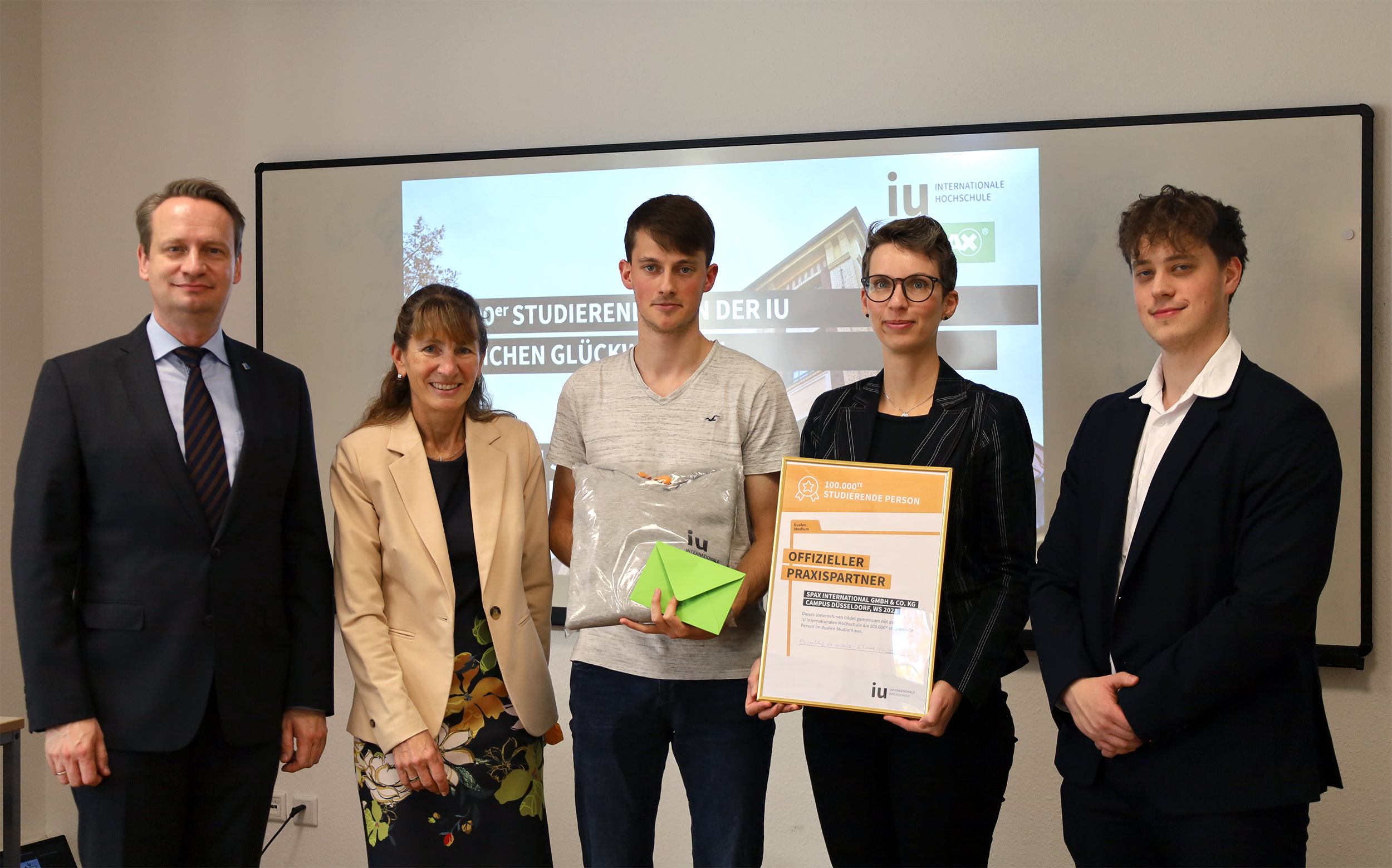 IU Internationale Hochschule: IU Internationale Hochschule erreicht ... IU Internationale Hochschule: IU Internationale Hochschule erreicht ...
